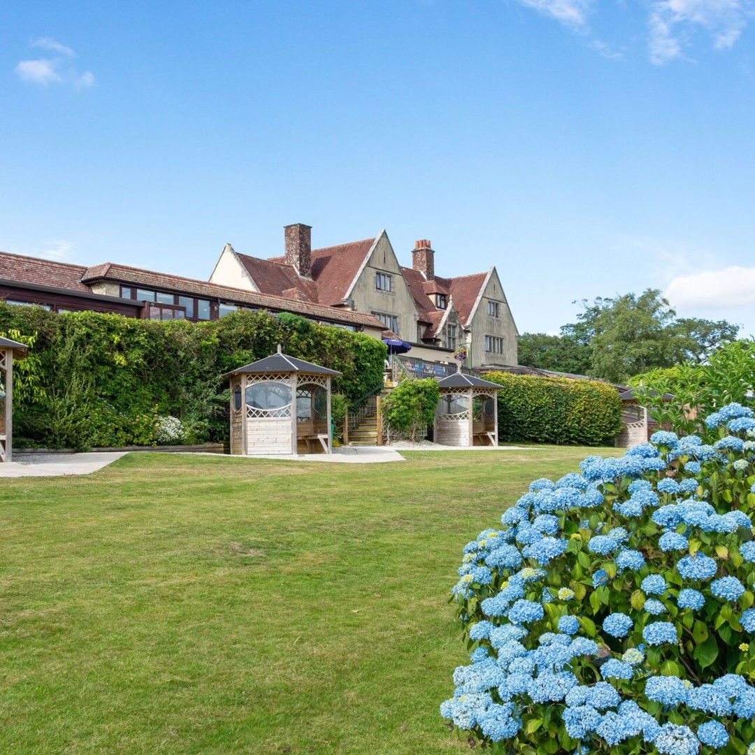 Golf Resort, Devon - Advanced