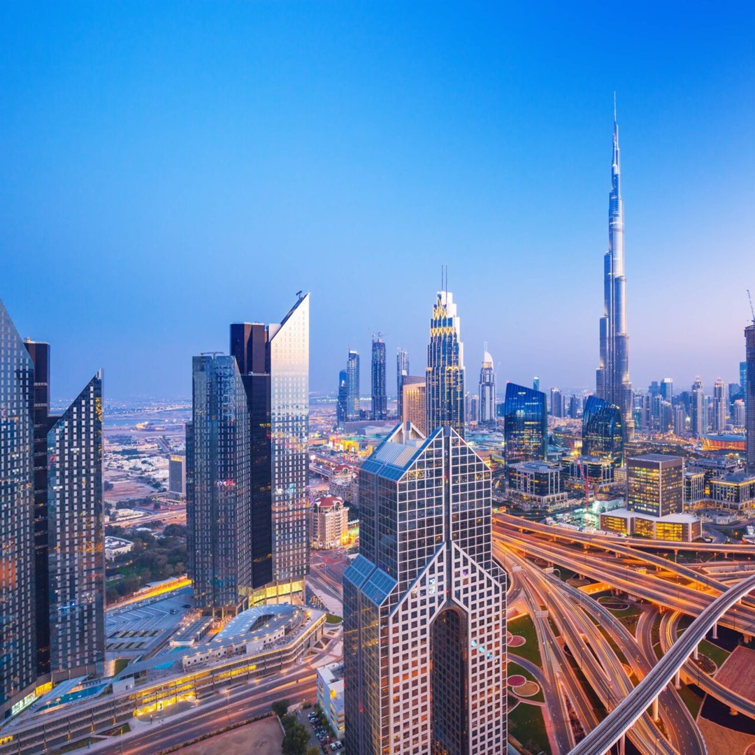 Mixed-Use Development, Dubai - Advanced